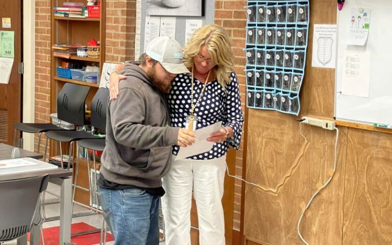 Chieftain Pride Lab Graduates 18 Students – Peak of Ohio