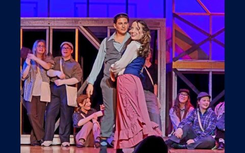 Bellefontaine High School to perform Newsies – Peak of Ohio