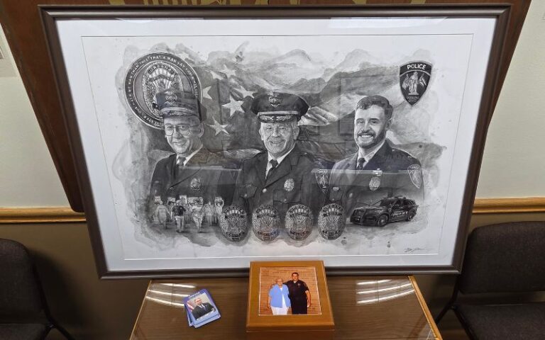 Urbana Police Chief Matthew Lingrell retires, honored during department ...